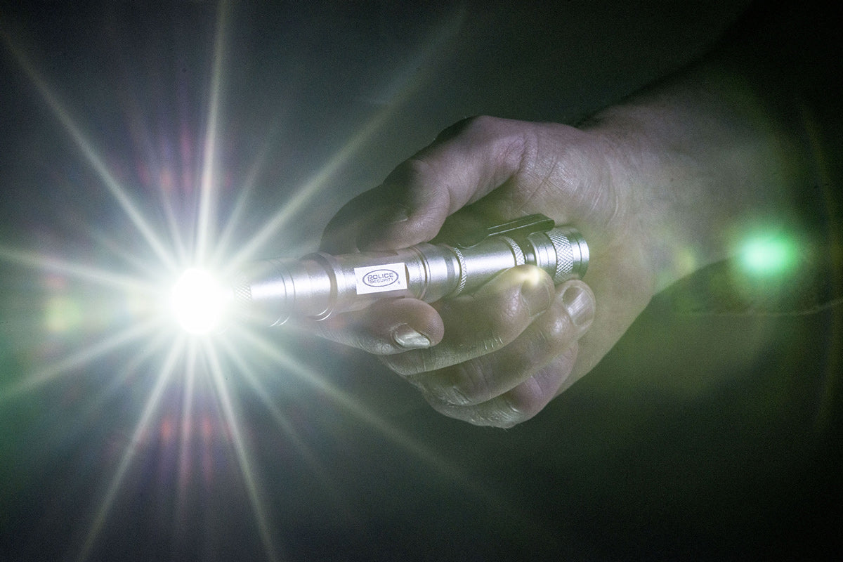 DOVER 800 LUMEN RECHARGEABLE FLASHLIGHT - Police Security Flashlights